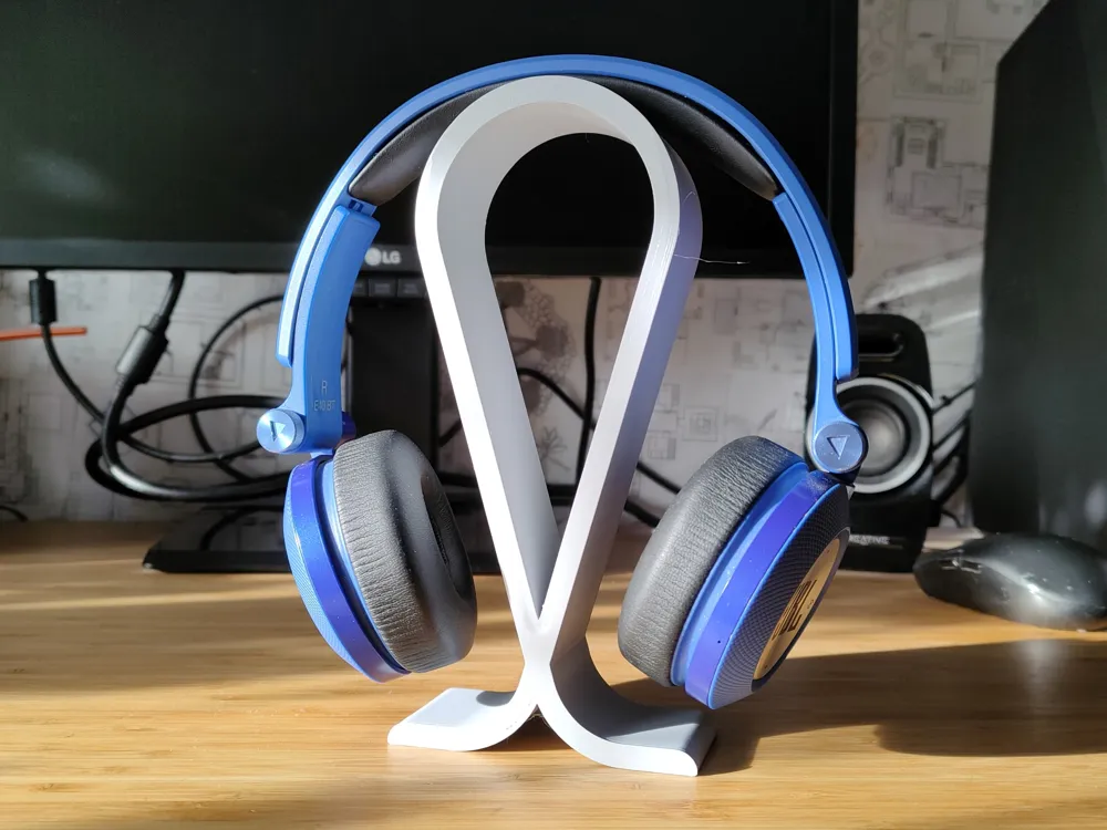 Headphone stand and holder - simple modern design by SASSy Design ...