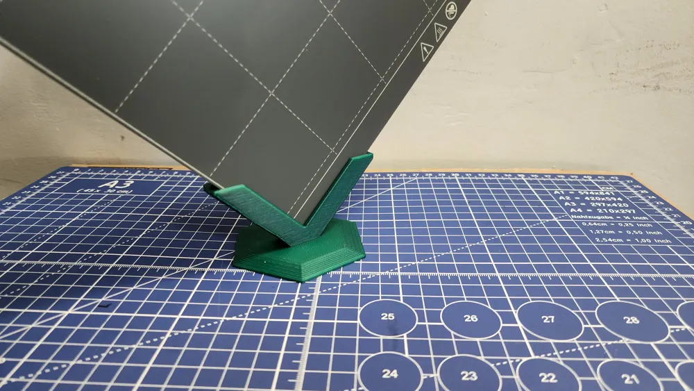 Diagonal Stands for 1-3 Print Sheets - Very stable, Tiny footprint ...