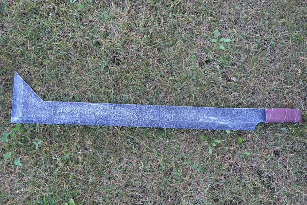 Uruk-hai sword by Philipp - MakerWorld