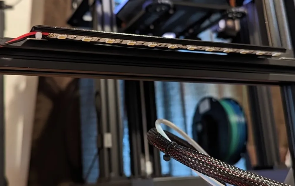 Ender 3 (Pro) LED Strip Mount by Ken Mills - MakerWorld