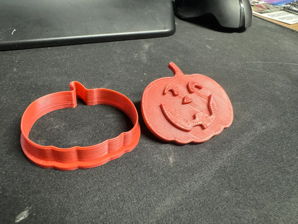 Pumpkin Cookie Cutter with Stamp - Free 3D Print Model - MakerWorld