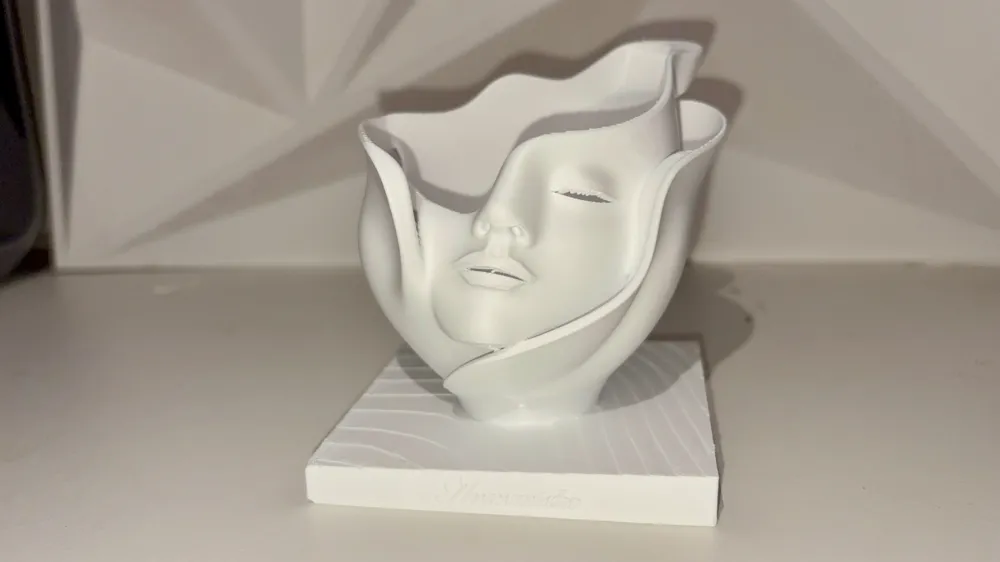 Gothic Style Face Planter - Free 3D Print Model - MakerWorld