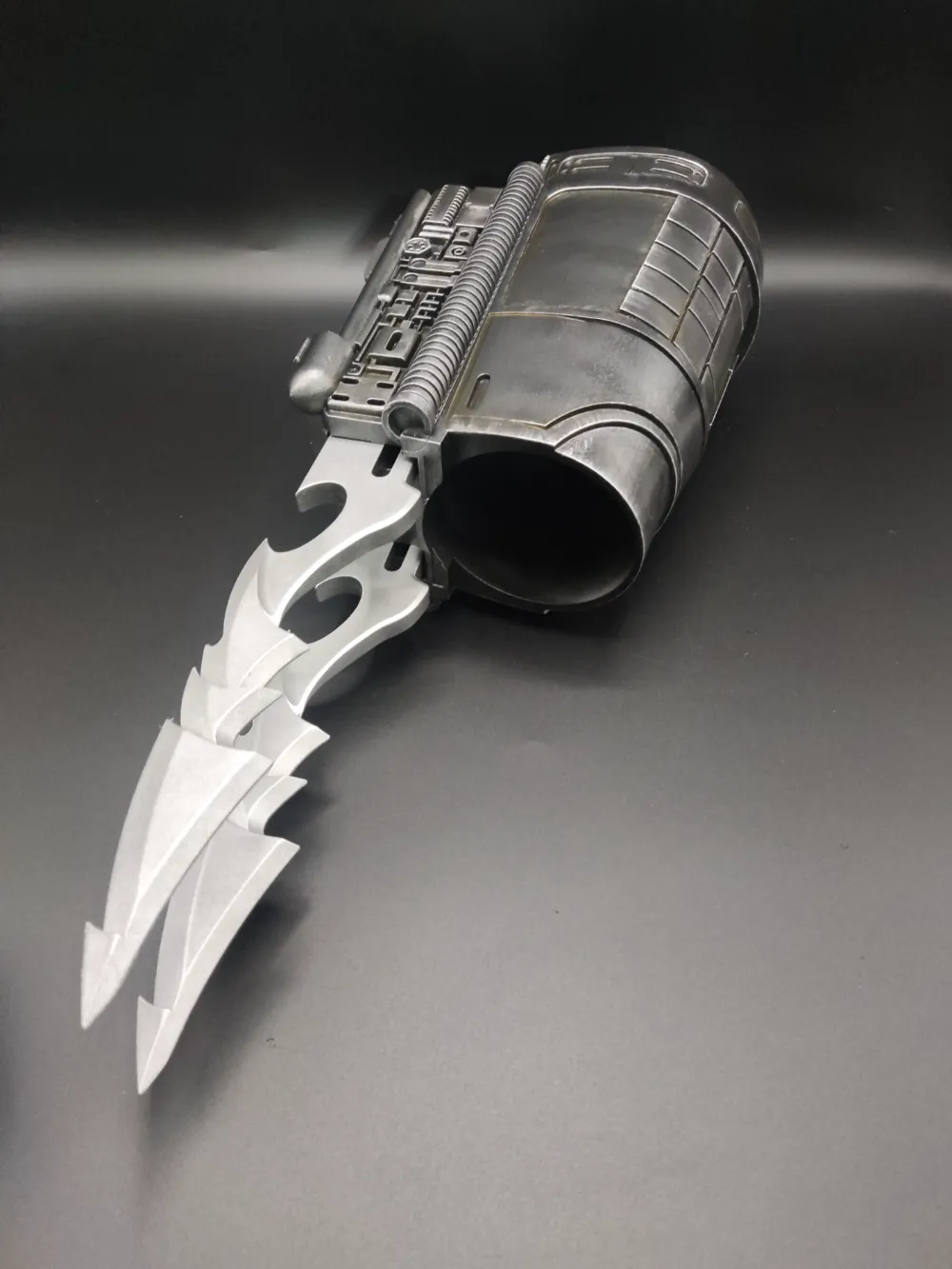 Predator Jungle Hunter Gauntlets Blade (Remix) Remixed by AWPrintz ...