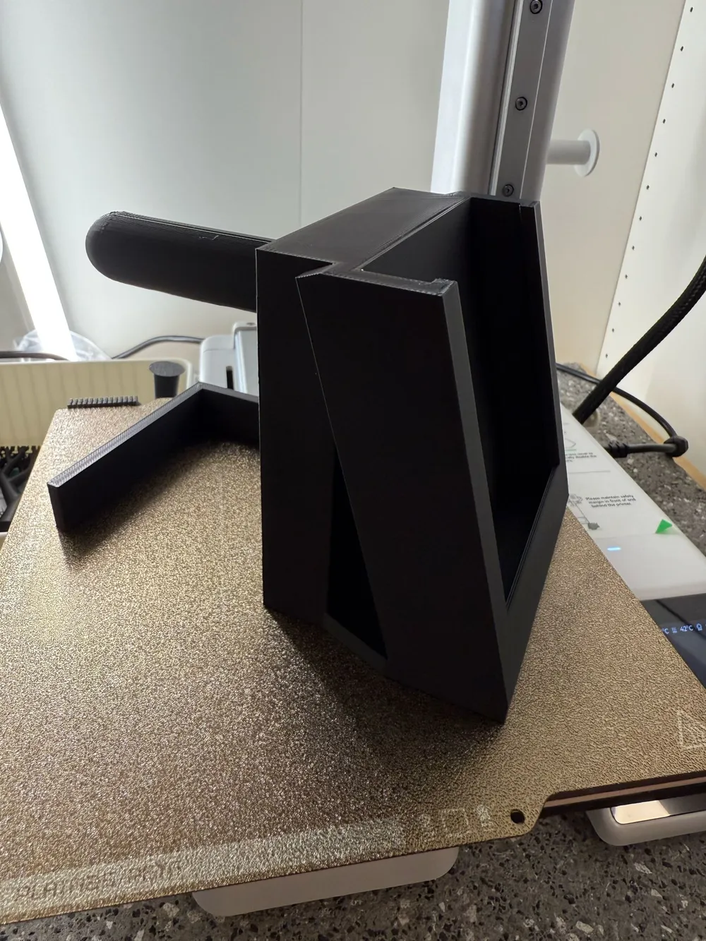 ATX powerrack phoneholder - Free 3D Print Model - MakerWorld