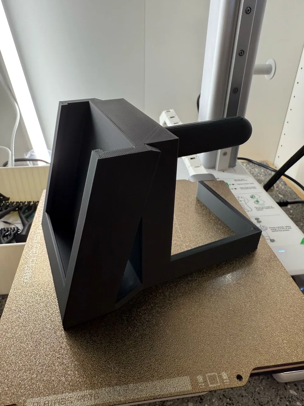 ATX powerrack phoneholder - Free 3D Print Model - MakerWorld