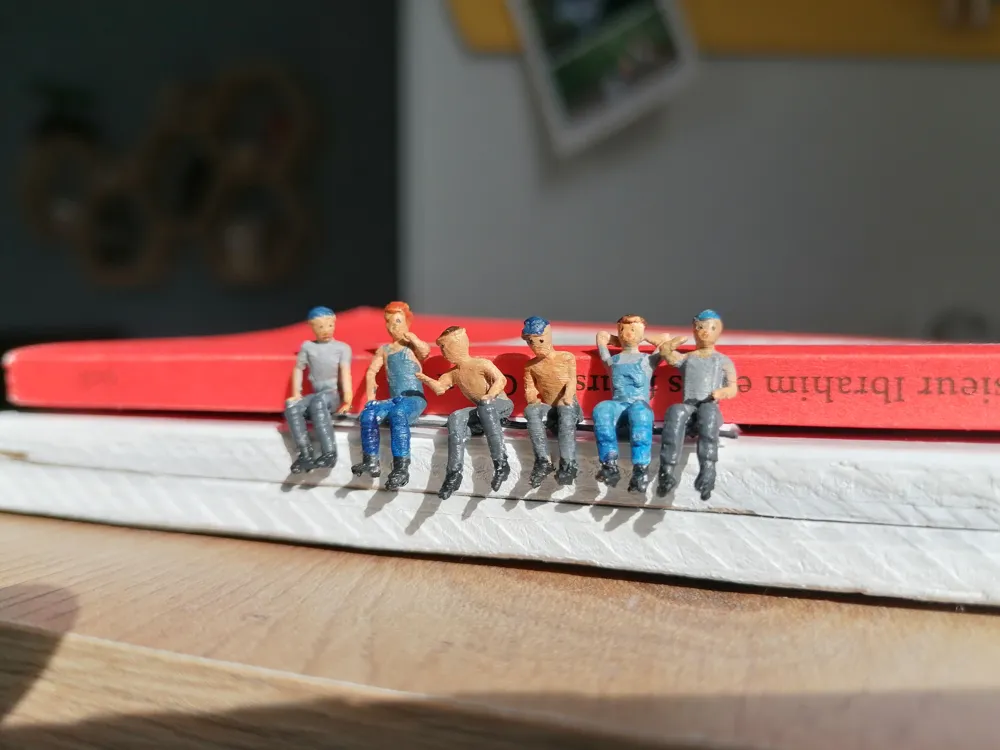 H0 Scale Minifigures "Manhattan Workers" by Max MakerWorld: Download ...