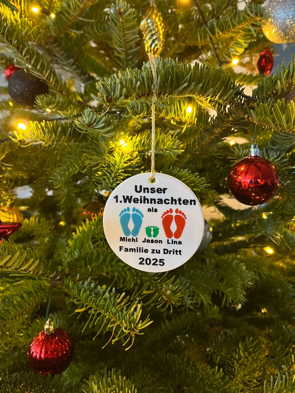 Family Footprint Sign – Fully Editable - Free 3D Print Model - MakerWorld