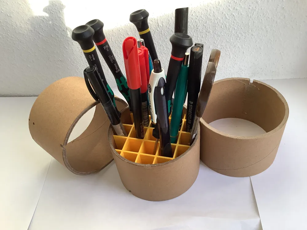 Pen Holder/Pen Pot from Bambu Spool Cardboard by Pepe MakerWorld ...