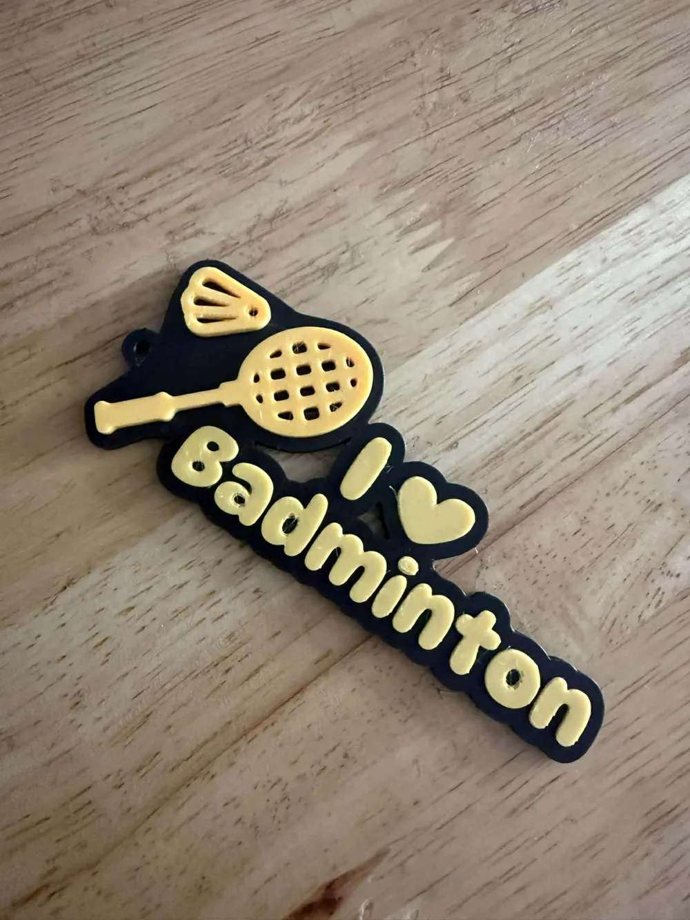 "I Badminton" Keychain - Free 3D Print Model - MakerWorld