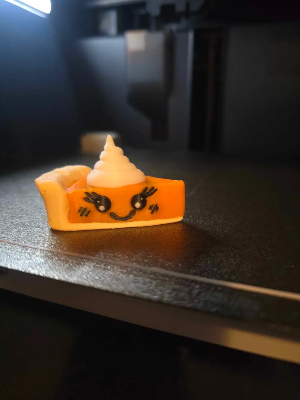 Cute Pie Keychain by KawaiiPantsu - MakerWorld