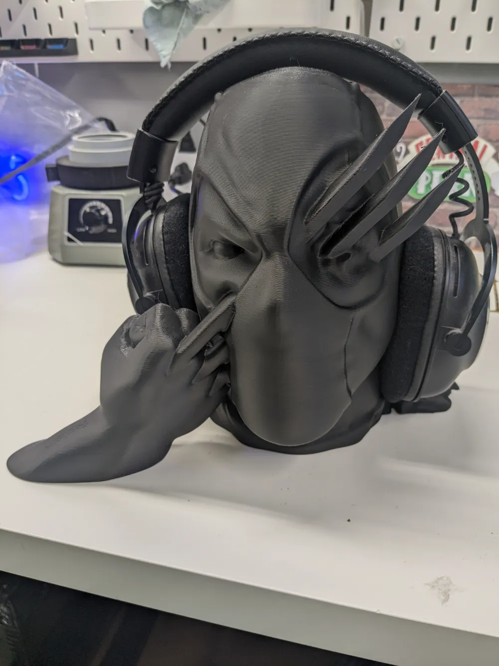 Deadpool and Wolverine bust or headset holder by Just_Josh - MakerWorld