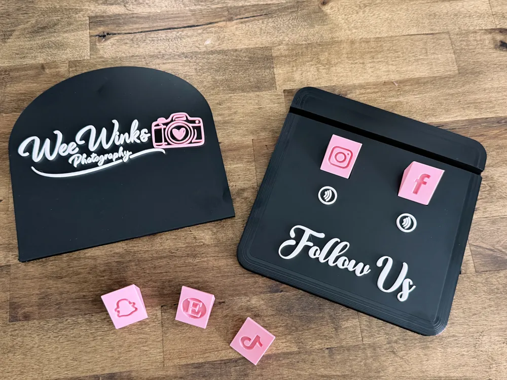 Social Media NFC Display Stand - Free 3D Print Model - MakerWorld