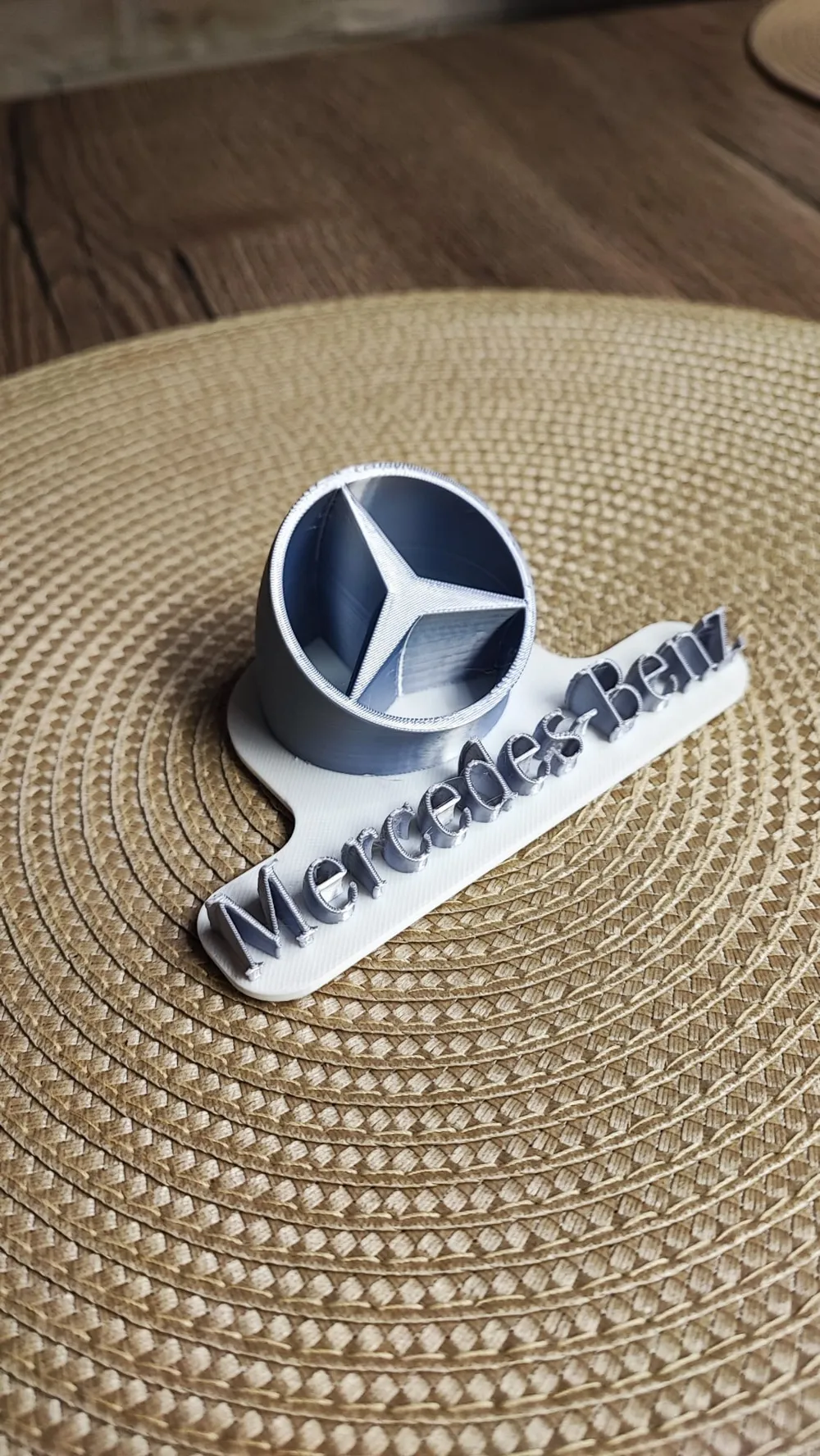 Mercedes Car Logo Stand by daniel.rynduch MakerWorld: Download Free 3D ...