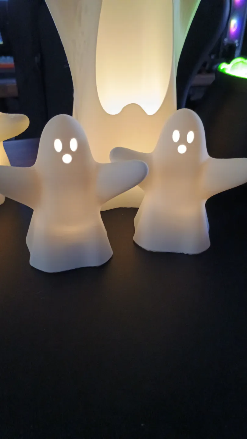 Cute little ghost tea lights by 3DealityDesigns24 MakerWorld: Download ...