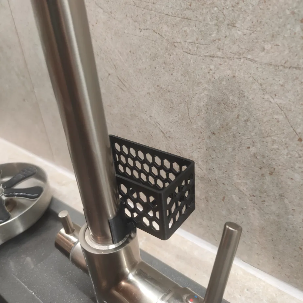 Sponge Holder Vertical by drzemik - MakerWorld