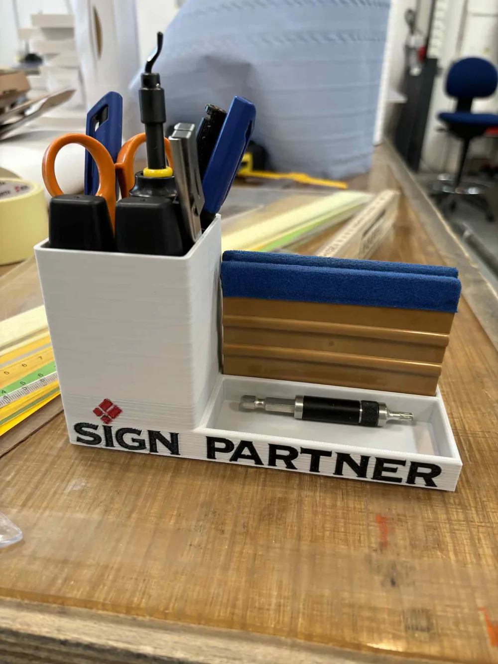 Squeegee Vinyl wrap holder by Simse MakerWorld: Download Free 3D Models