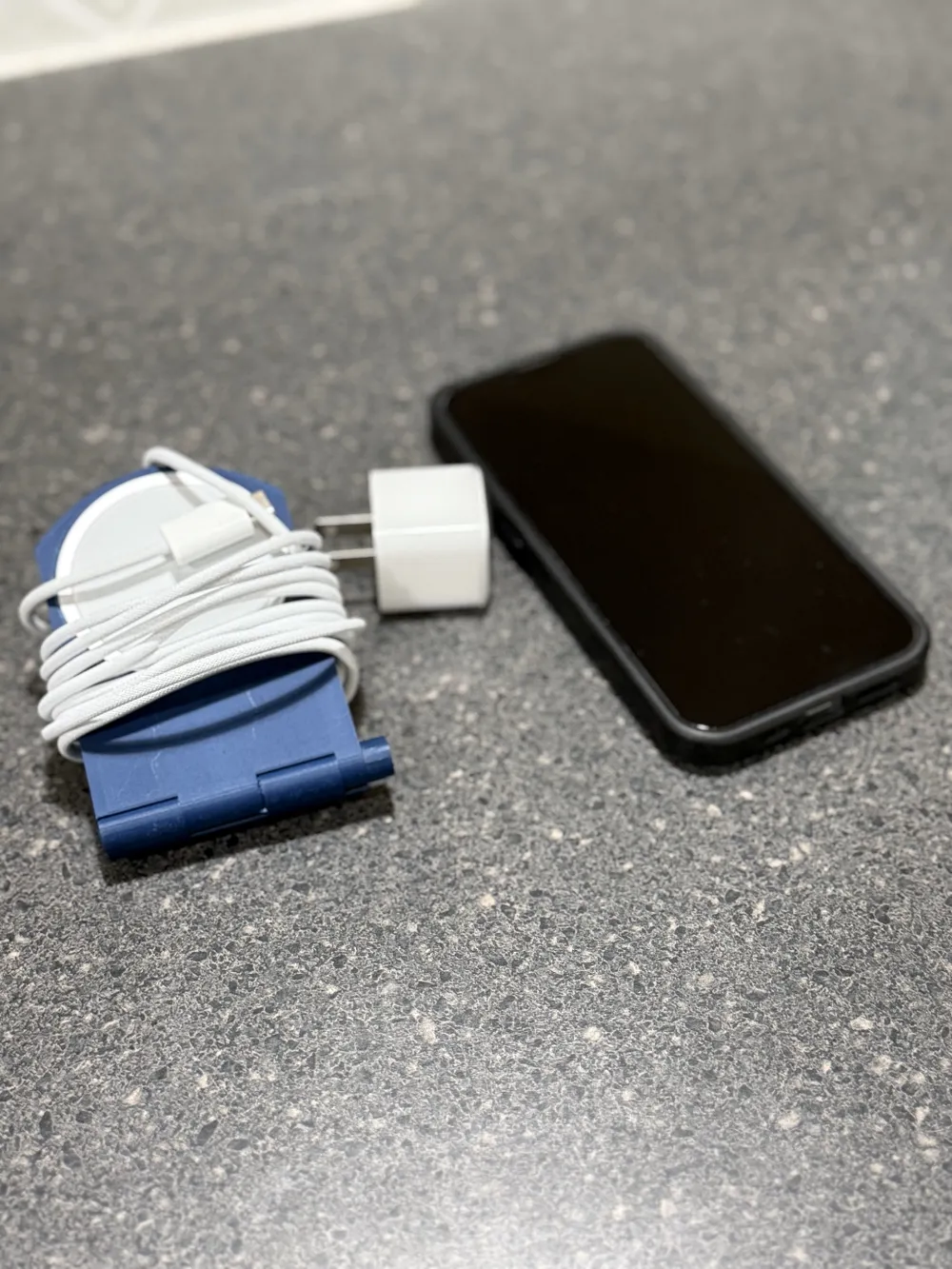 Folding MagSafe Stand for iPhone by JP Designs - MakerWorld