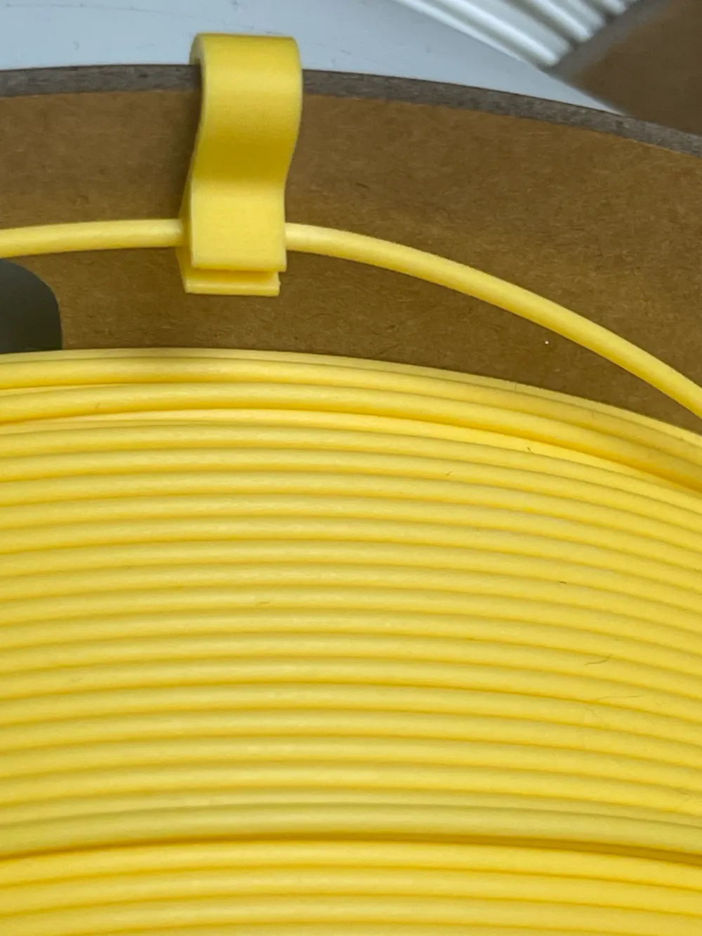 Effortless Filament Clip for 3D Printers spool by 3d_print_it - MakerWorld