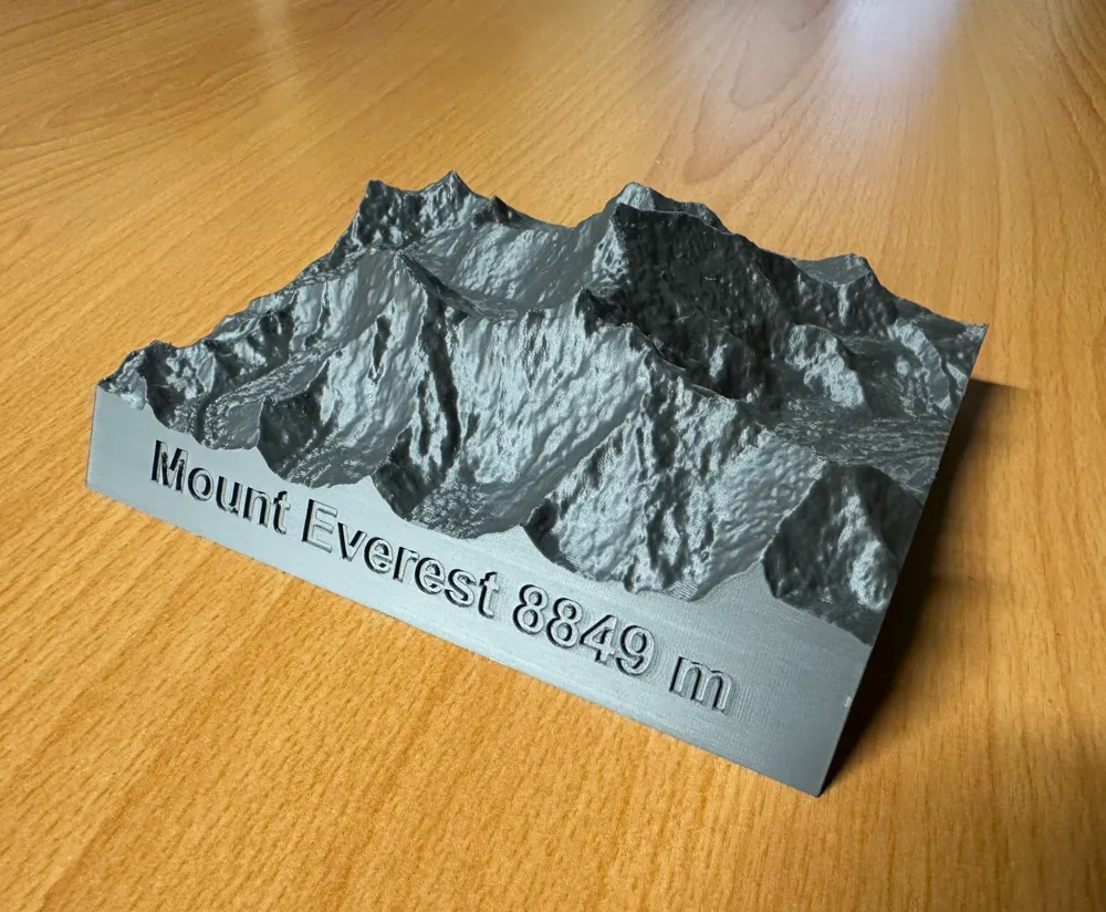 Mount Everest Realistic Miniature by Vejstrk - MakerWorld