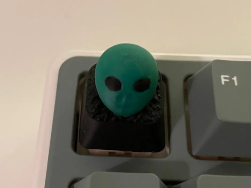 Alien Keycap - Free 3D Print Model - MakerWorld