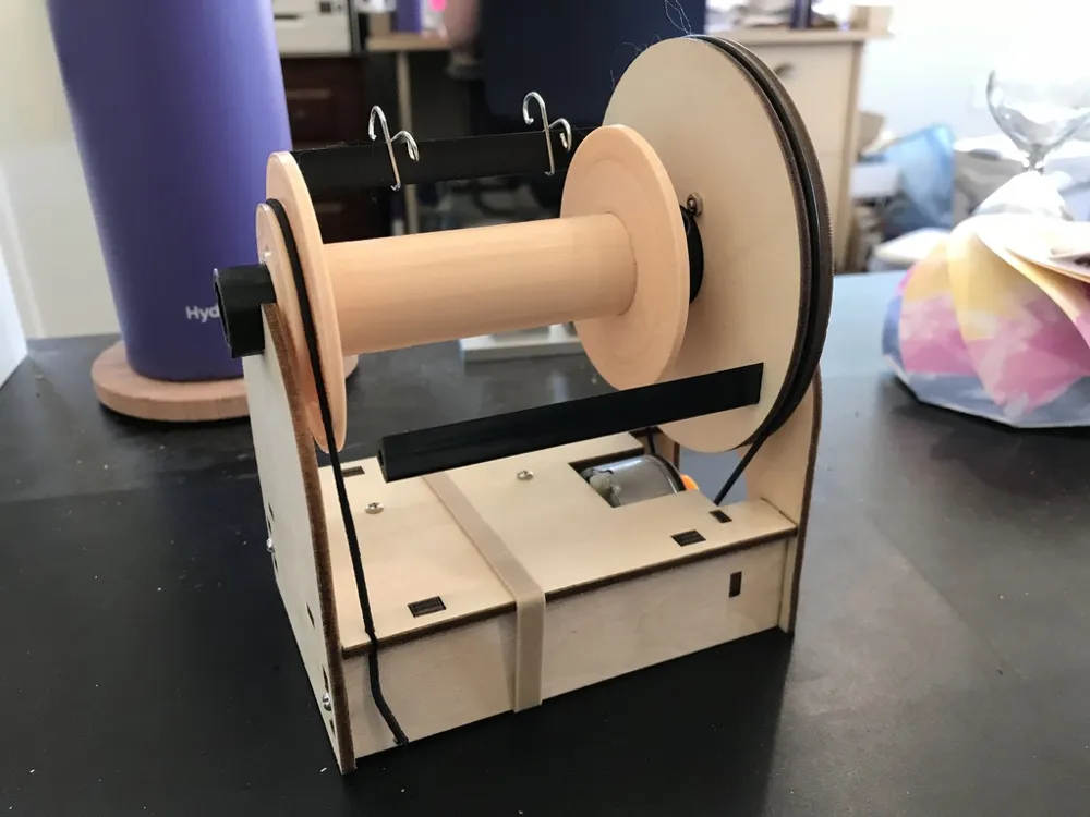 EEW Mini Bobbin w/ Tension Pulley by Snortimer - MakerWorld