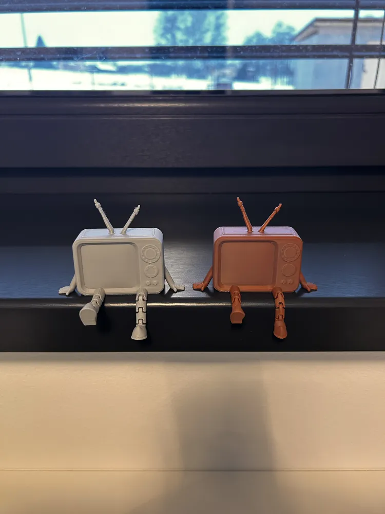 Retro TV Buddy - Free 3D Print Model - MakerWorld