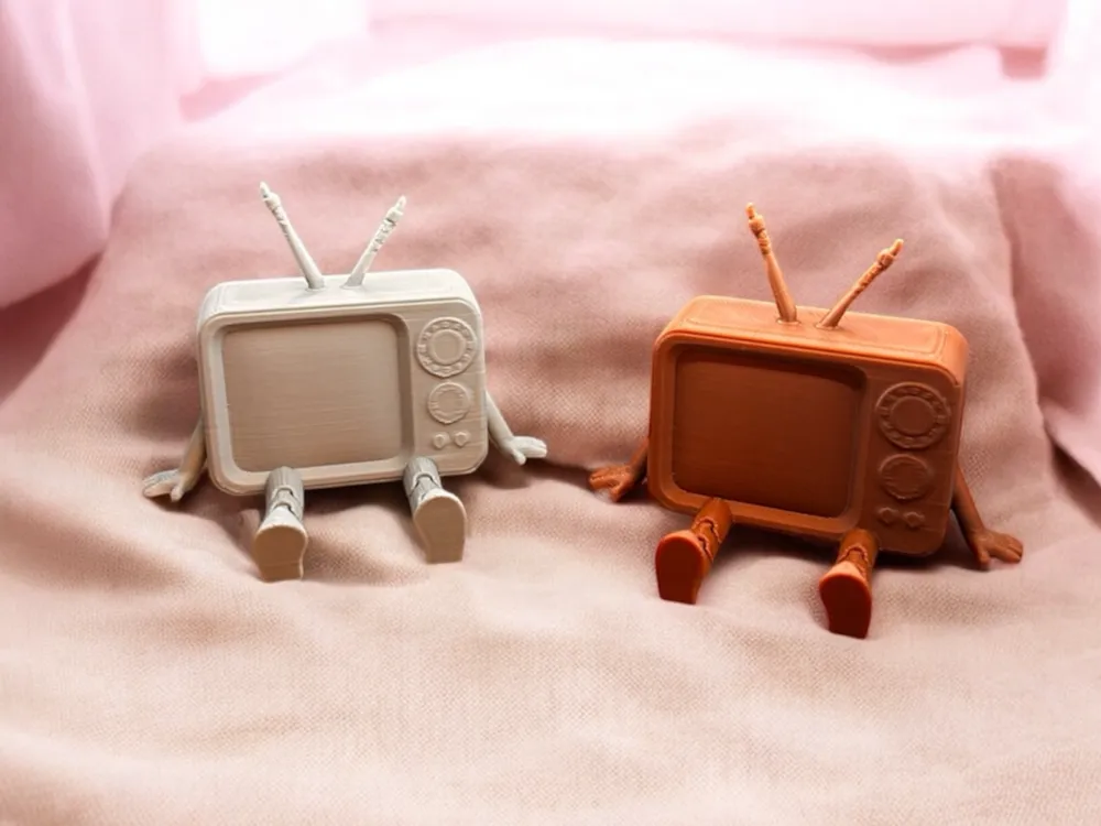 Retro TV Buddy - Free 3D Print Model - MakerWorld