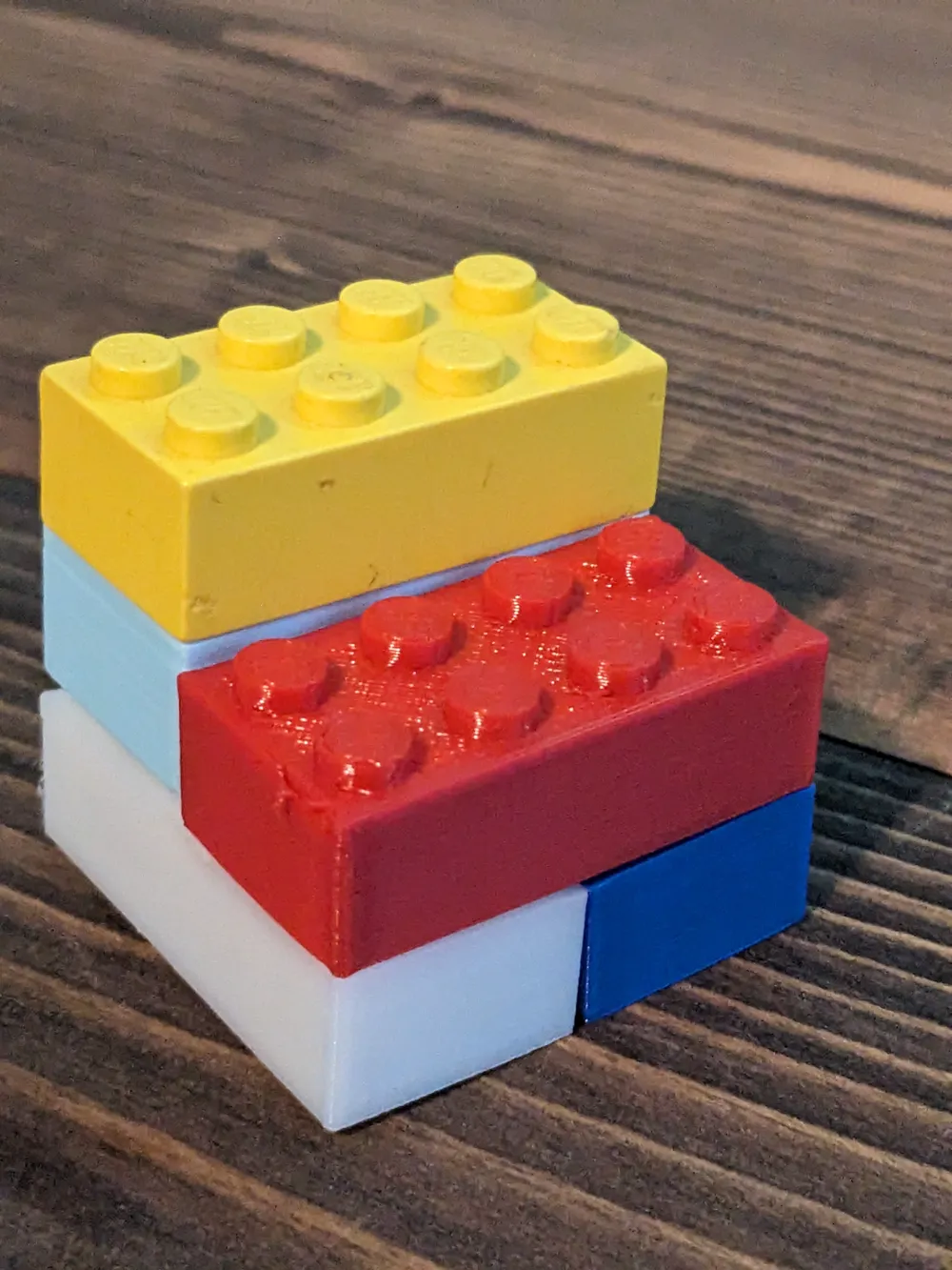 brick (leg0) 4by2 by Penguin Prints - MakerWorld