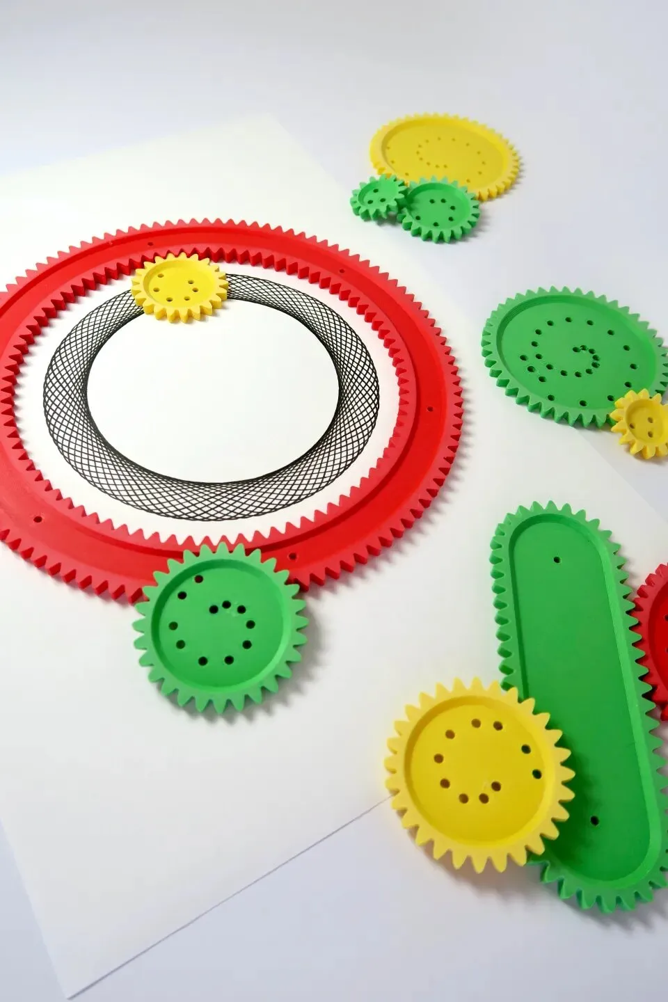 Spirograph Remixed by Jonathan - MakerWorld
