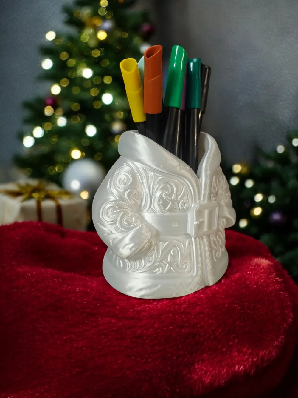 Santa Claus Coat Pencil Holder - Free 3D Print Model - MakerWorld