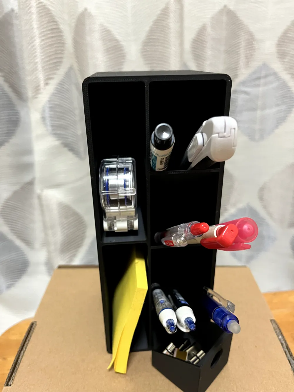 Tilted Compartment Vertical or Horizontal Pen Holder by StarSDF ...