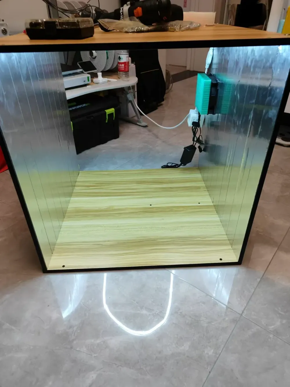 Activated carbon enclosure for a 12cm computer fan (sliding cover, pin ...