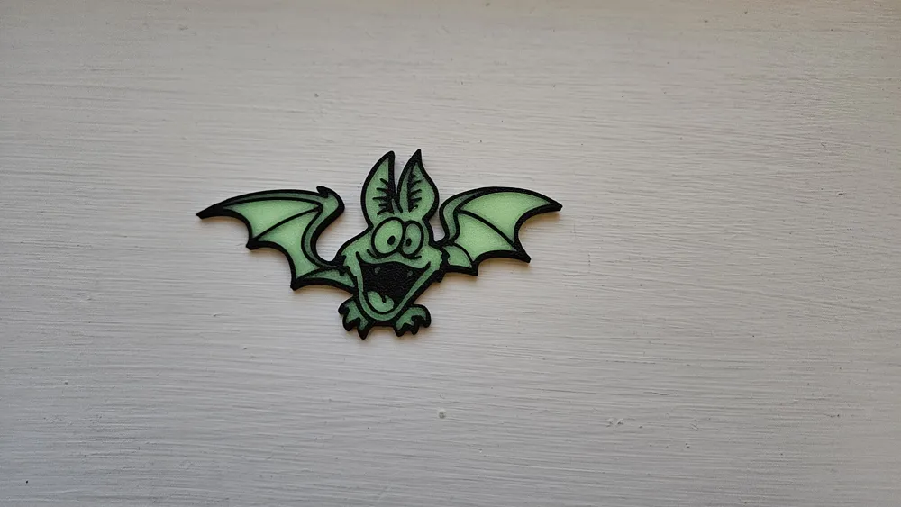 Glowing Vampire Bat Wall Ceiling Art by olivers3 MakerWorld: Download ...