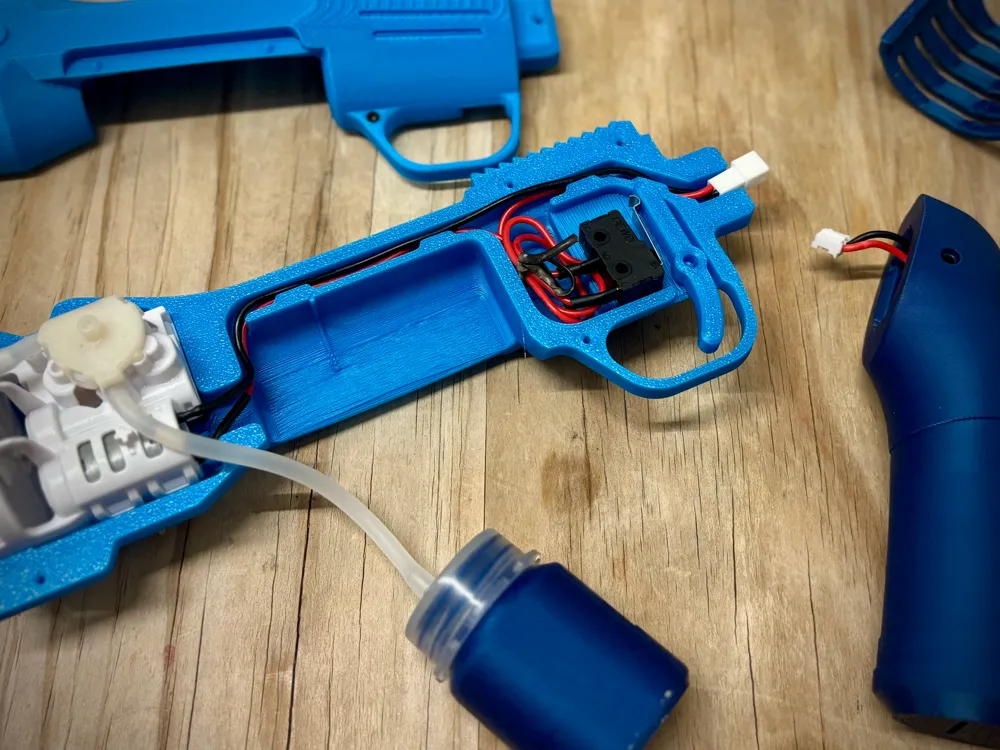 Bubble Gun Toy by Matthew Ghost MakerWorld: Download Free 3D Models