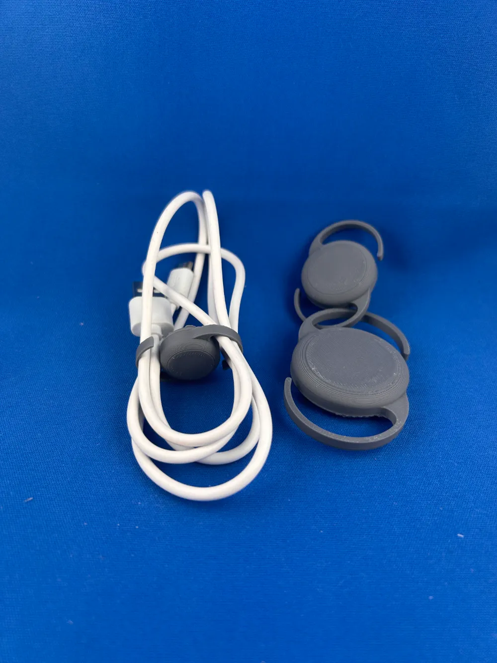 Simple Cable Clip (3 sizes) by CoCoDRUK - MakerWorld