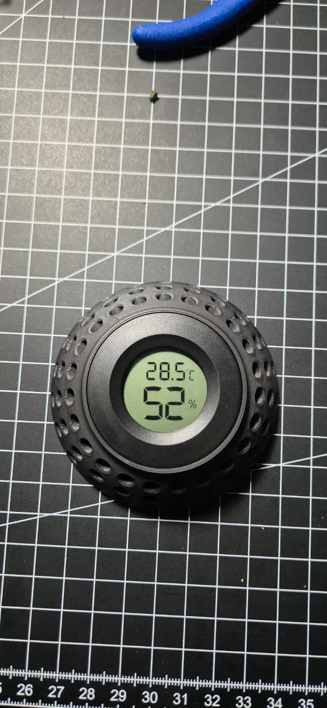 Temperature Humidity Gauge Hygrometer Case Magneti by Wehkinger ...