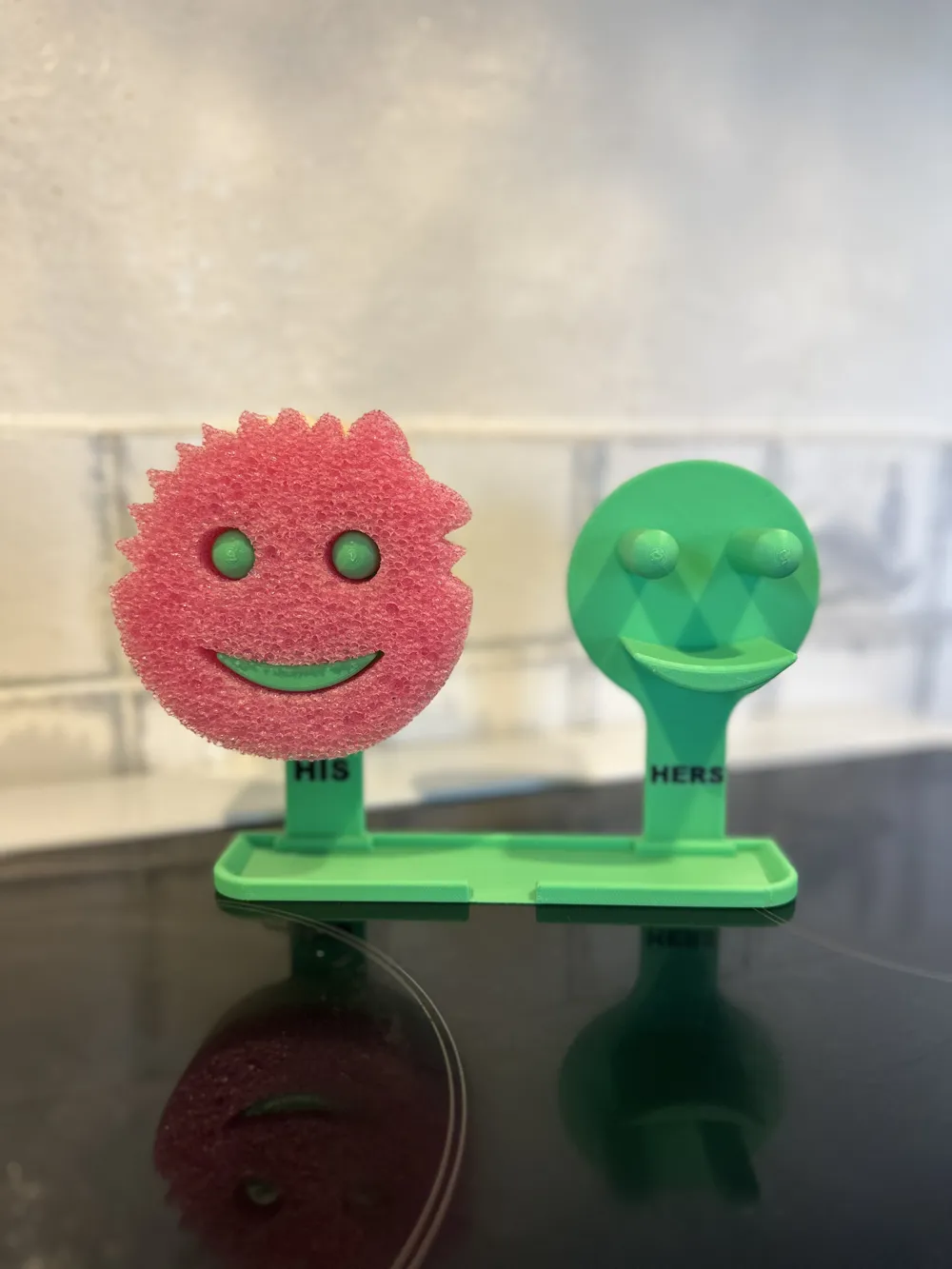 Scrub mommy/daddy sponge holder - Free 3D Print Model - MakerWorld