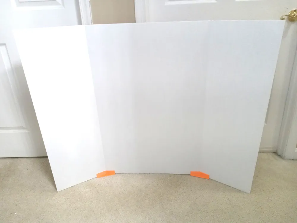 Posterboard stabilizing corner - Free 3D Print Model - MakerWorld