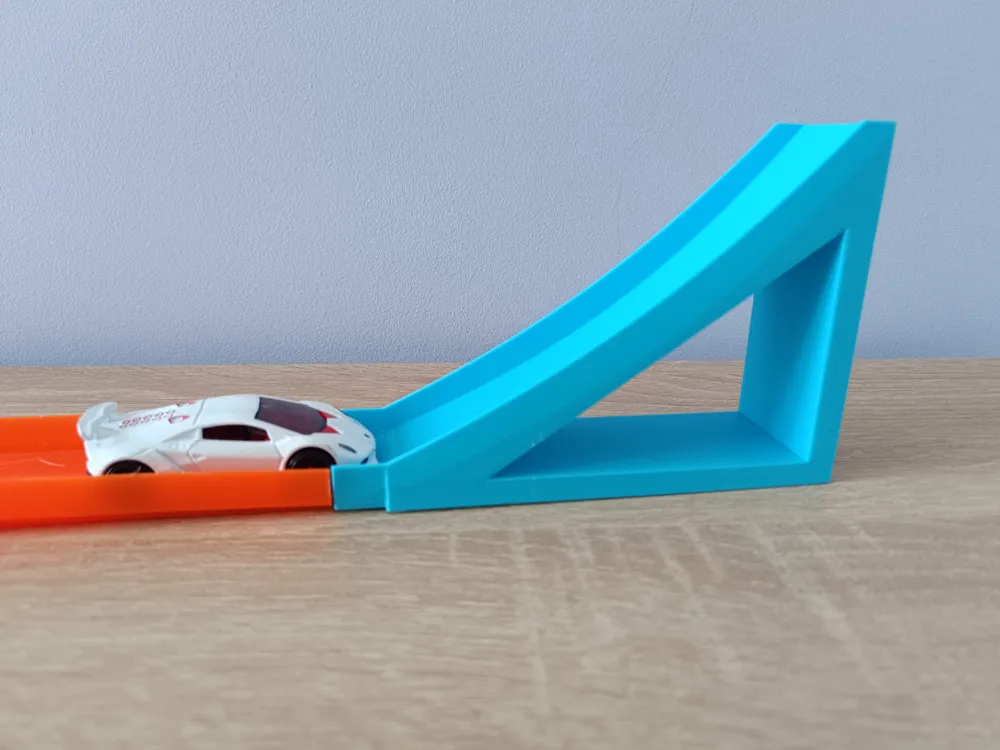 Hot wheels ramp by Pyciu - MakerWorld
