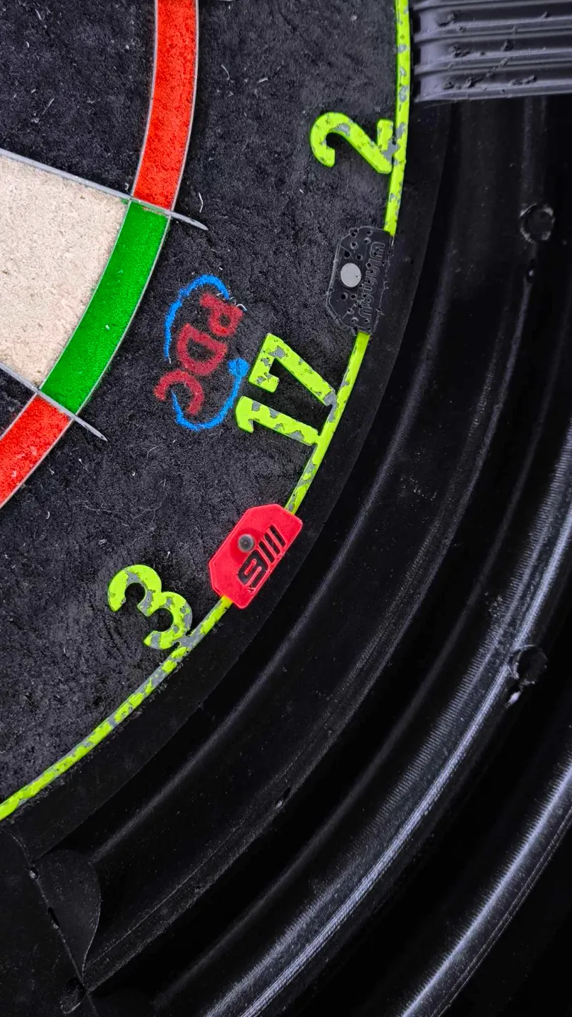 Winmau Blade 6 Triple Core wire clips by PRINT3DGIFTS - MakerWorld