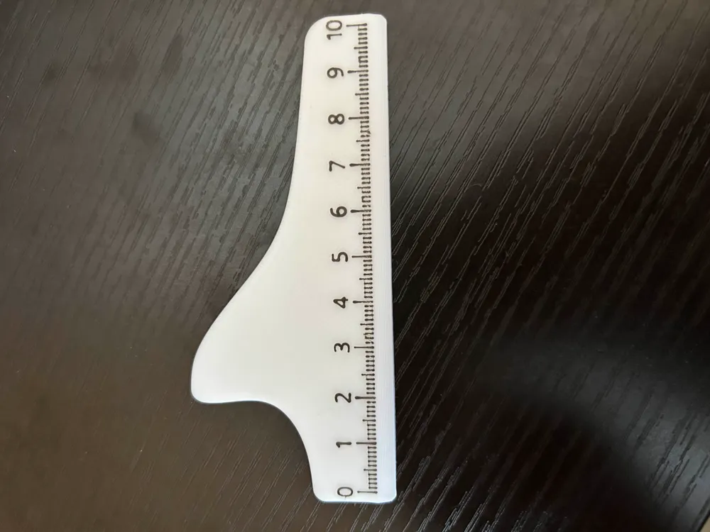 ergonomic straightedge (ruler) by brandon is grat - MakerWorld