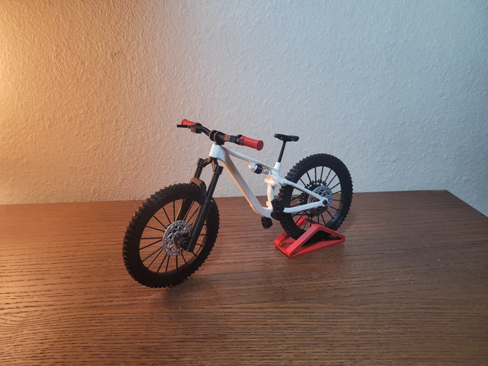 Cross Country Full Suspension Model Mountain Bike by How2Random MakerWorld: Download Free 3D Models