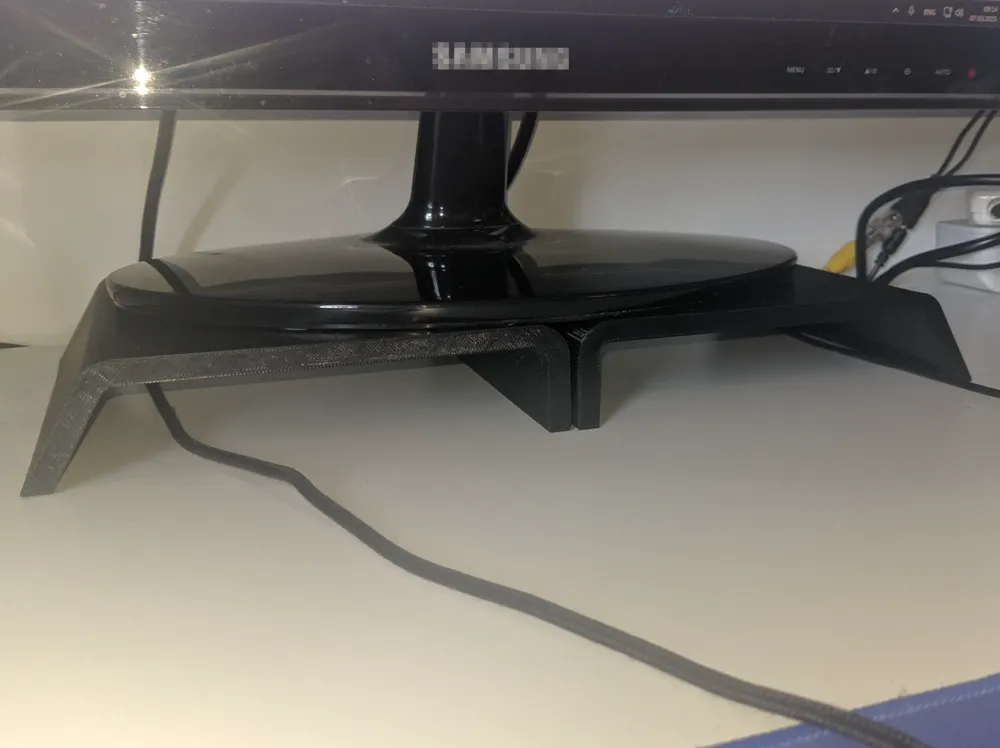 Simple aesthetic parametric monitor stand! by Jeakerek - MakerWorld