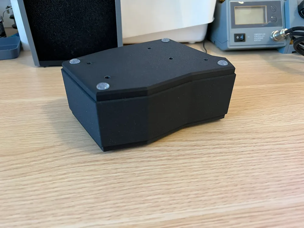 Sofle v2.1 Choc Keyboard Battery Case - Free 3D Print Model - MakerWorld