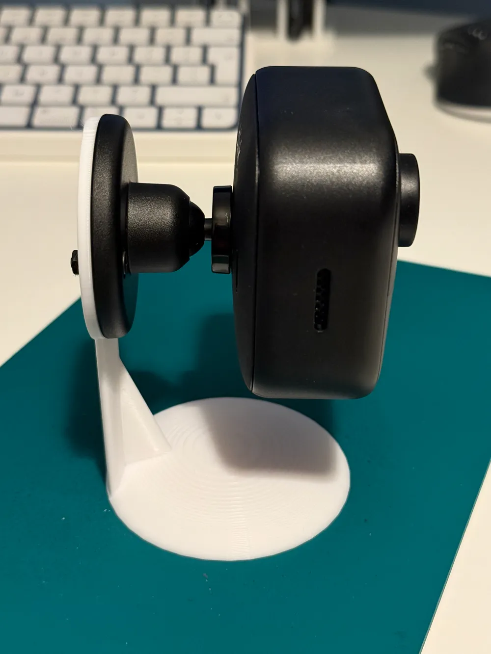 Blink Outdoor 4 + Blink Mini 2 Camera Stands/Mount - Free 3D Print ...