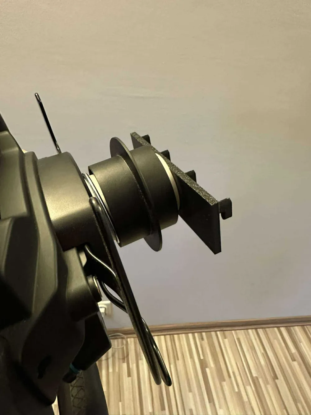 Logitech G PRO RS Wheel Hub SKADIS Mount Remixed by Pasieka - MakerWorld