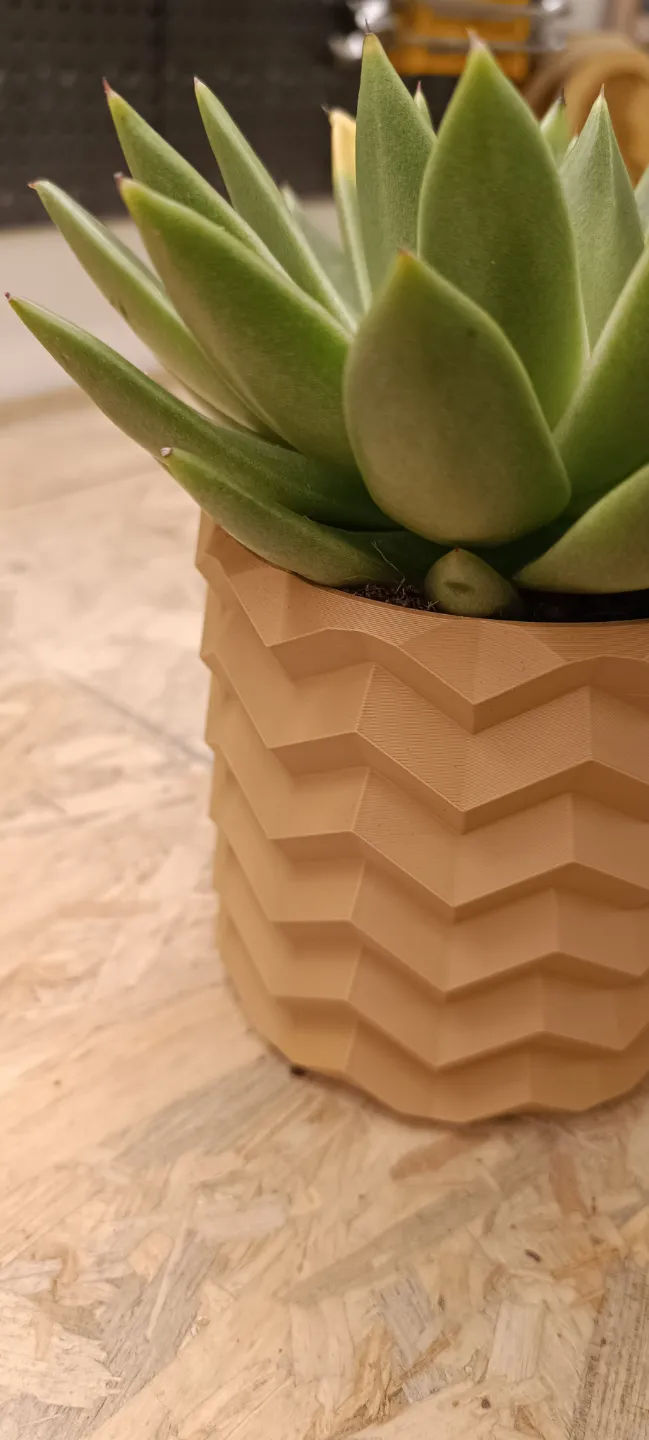 Wall Planter 1.27 Zickzack by Super_Laserkatz - MakerWorld