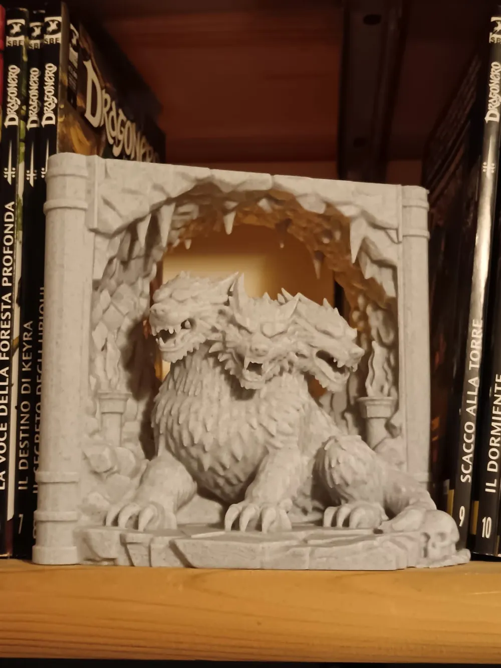 Cerberus Book Nook - Free 3D Print Model - MakerWorld