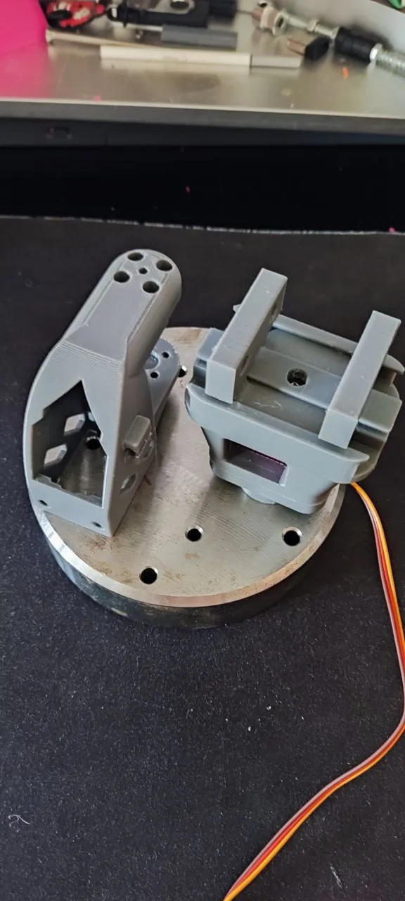 Parallel gripper for standard Open Source SO-101 robotic arms by ...