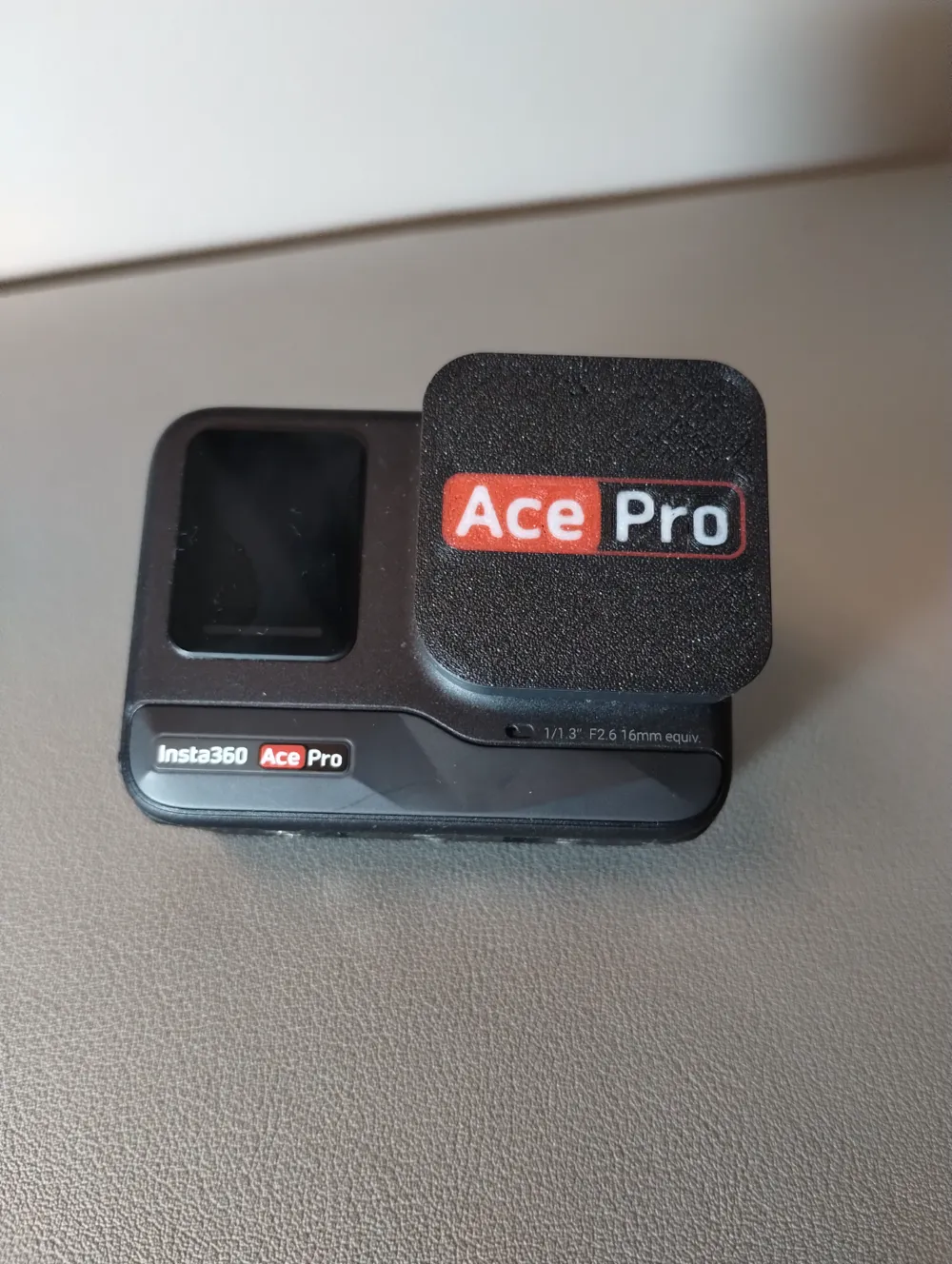 Insta360 Ace Pro lens cover with logo by iLab 3D - MakerWorld
